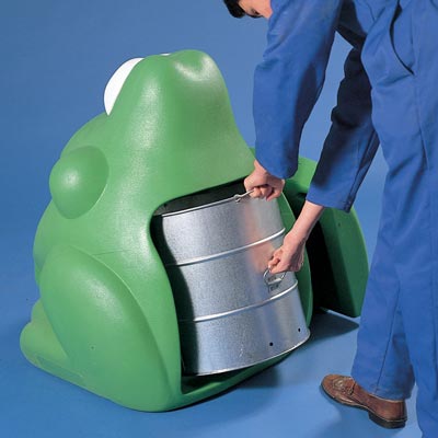Froggo™ Animal Shaped Litter Bin by Glasdon