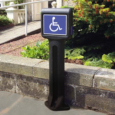 Infomaster™ Signage Bollard with Social Distancing Sign - Glasdon ...